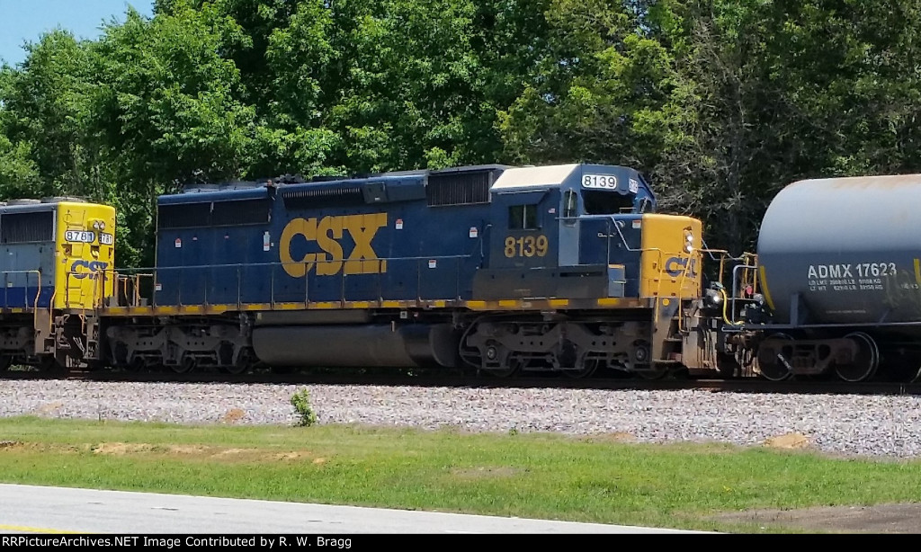CSX 8139 (SD40-2)